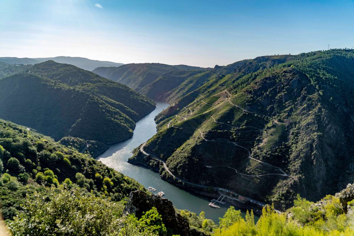 Ruta de la Ribeira Sacra – una vuelta por la Galicia más sagrada | SIXT ...